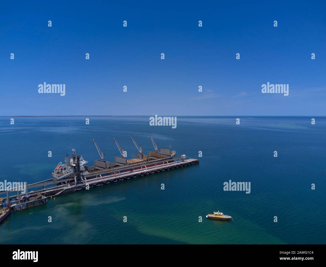 Bulk Carrier Ship berthed at Port Thevenard South Australia to load ...