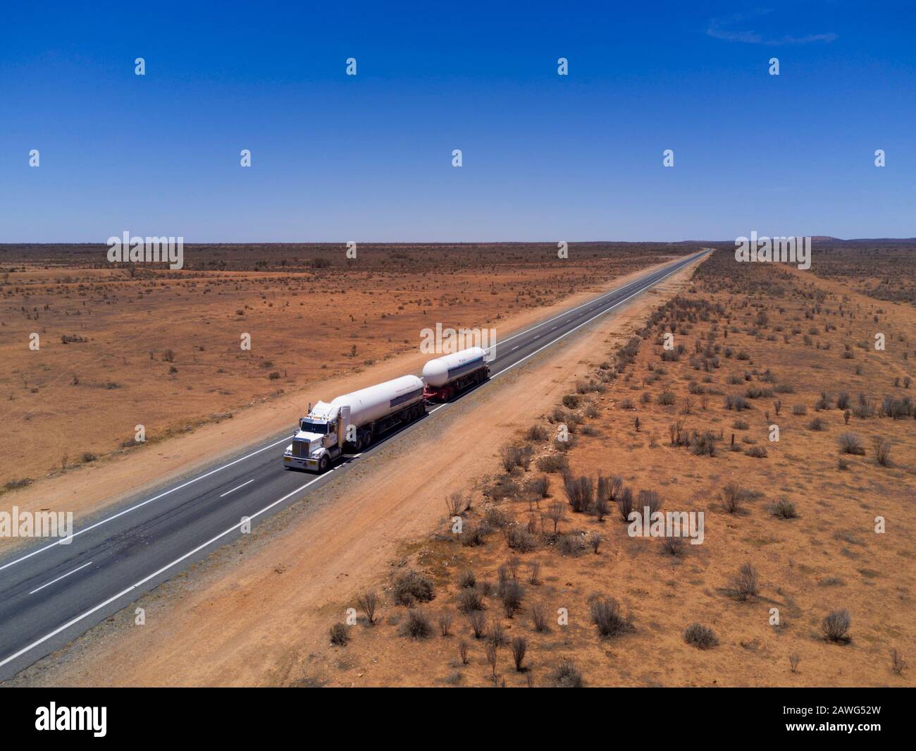 Australian outback landscape hi-res stock photography and images - Alamy