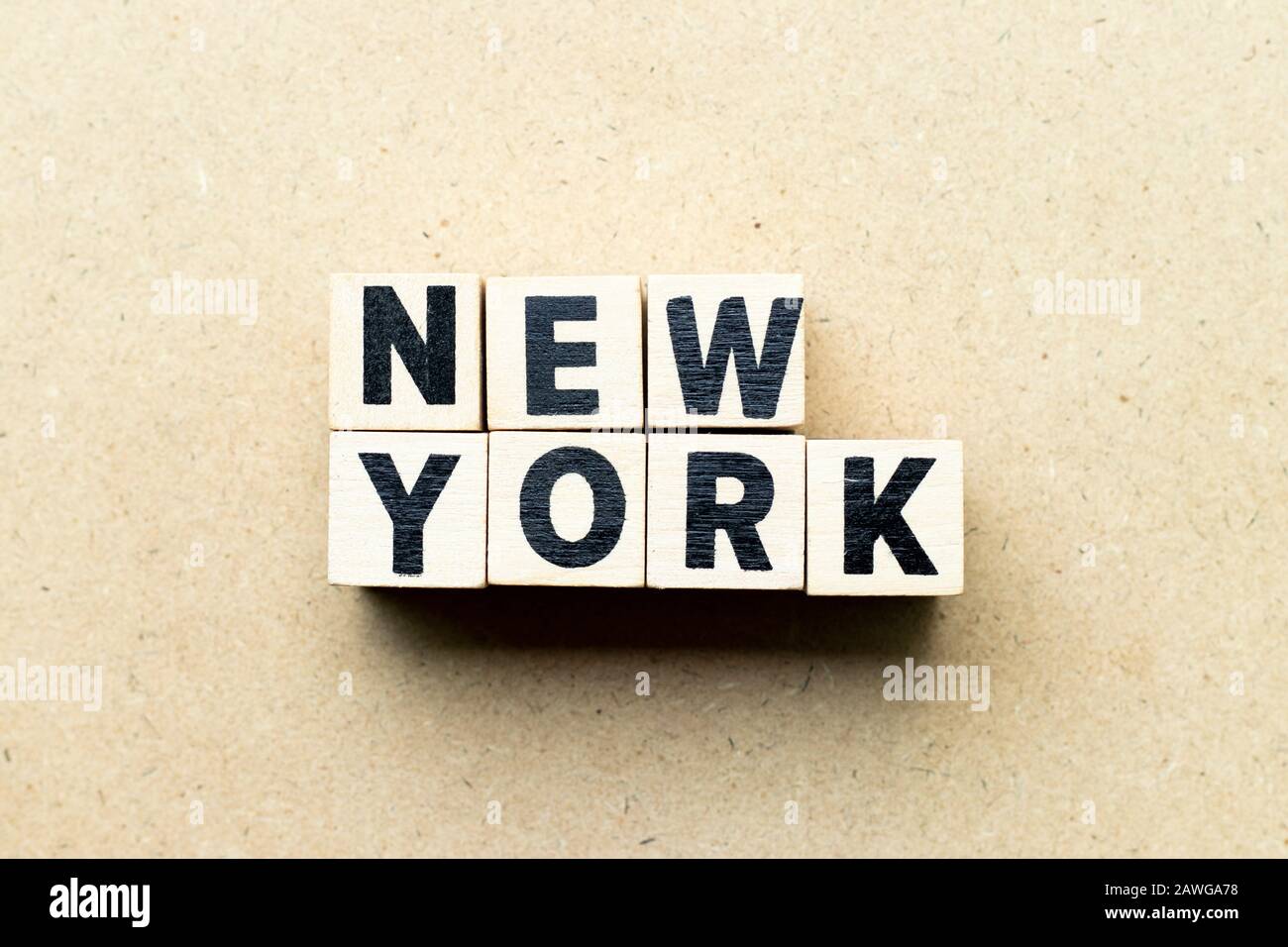 Letter block in word New York on wood background Stock Photo - Alamy