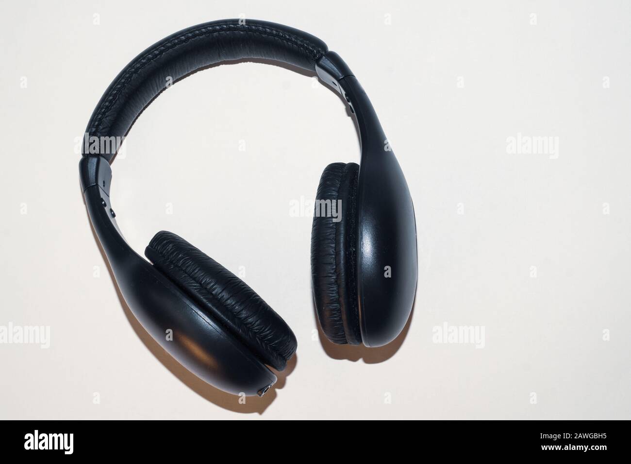 Beige sound hi-res stock photography and images - Alamy