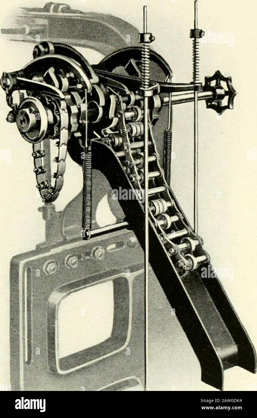Gear and cam mechanism hi-res stock photography and images - Alamy