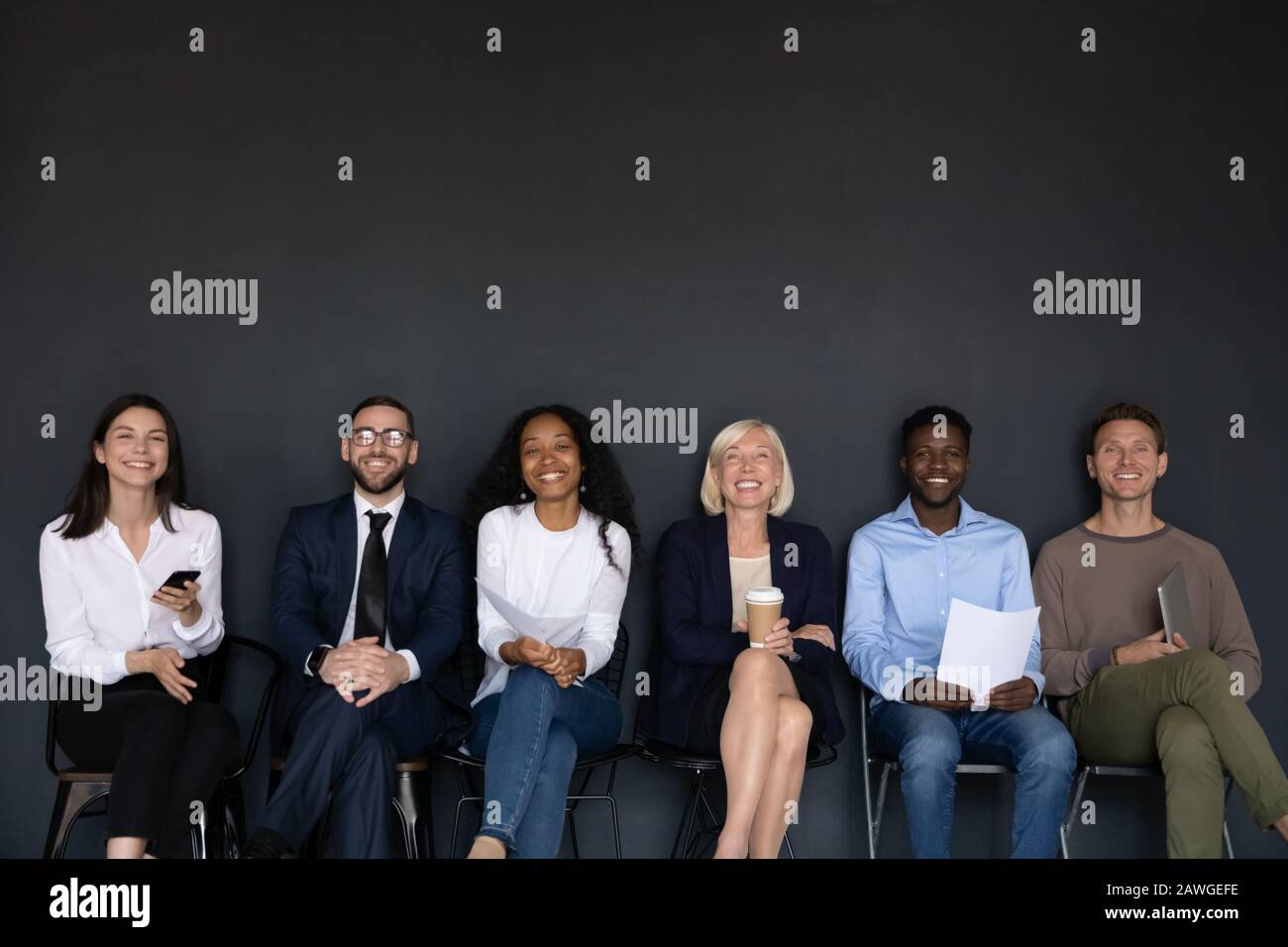 Women job senior interview hi-res stock photography and images - Alamy