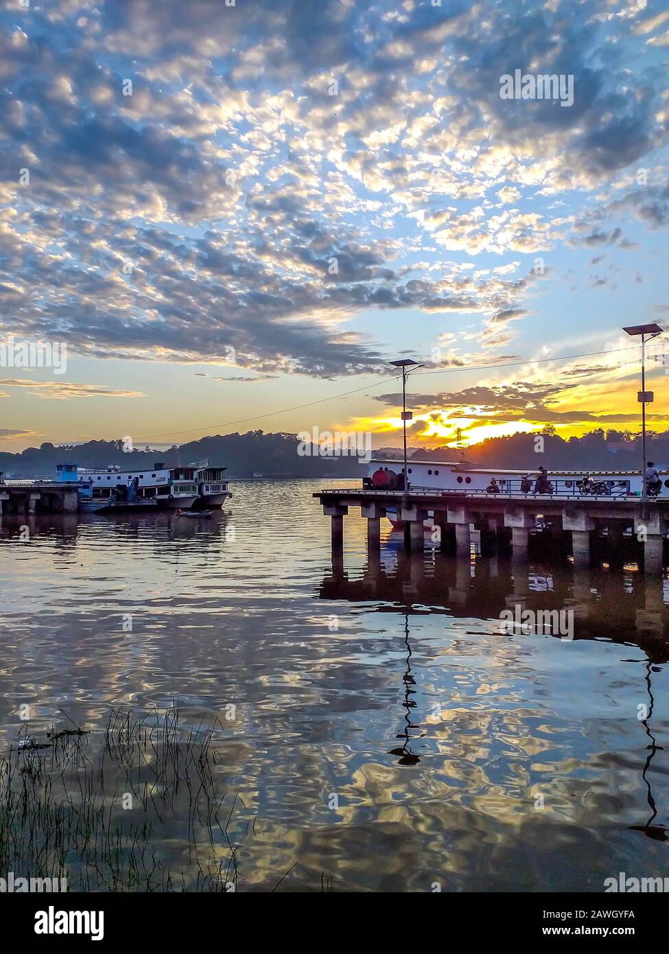 Mahakam hi-res stock photography and images - Alamy