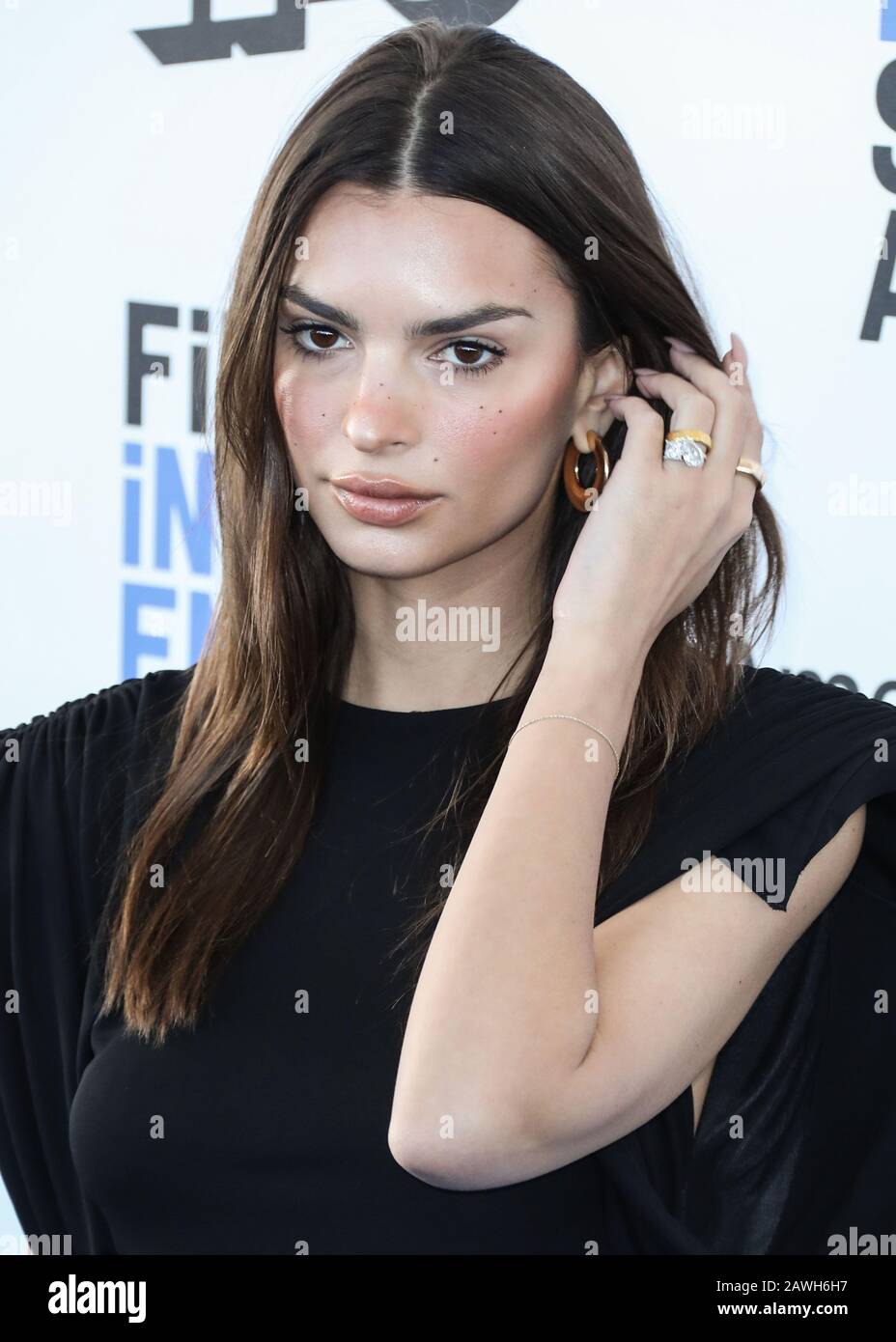 Emily Ratajkowski Beach High Resolution Stock Photography and Images ...