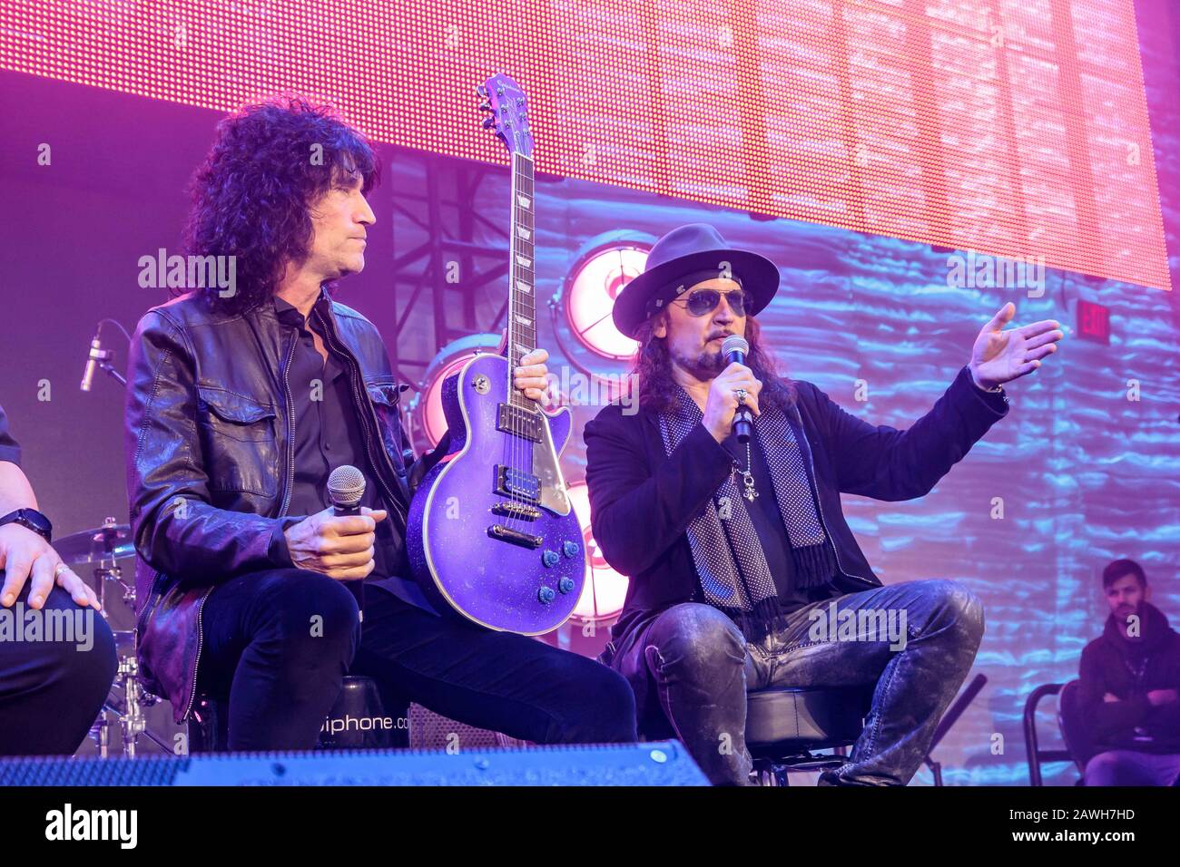 January 16, 2020: Tommy Thayer and Eric Singer of KISS at Gibson Booth ...
