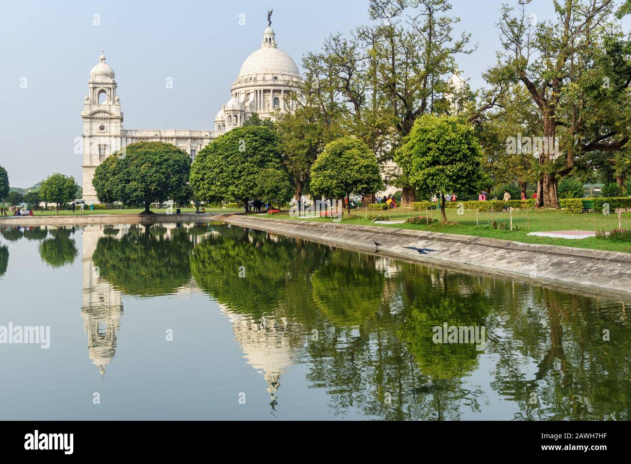 Victoria Memorial garden in Kolkata. India Stock Photo - Alamy