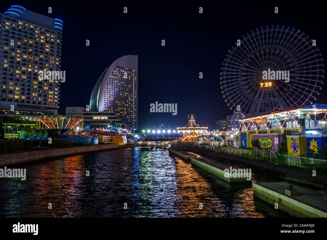 Yokohama skyline at night Stock Photo - Alamy