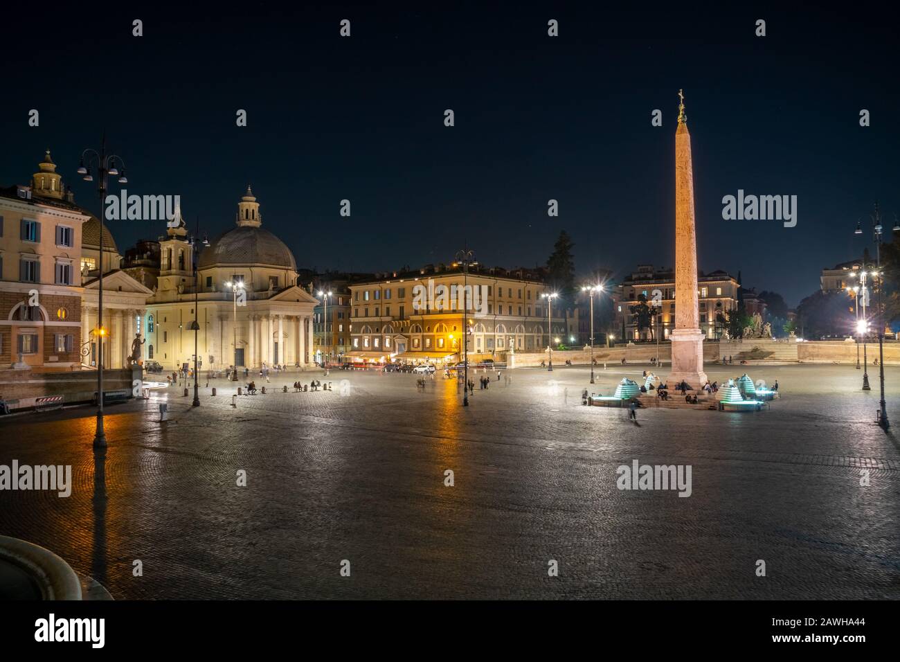 Piazza del popolo at night in rome hi-res stock photography and images ...