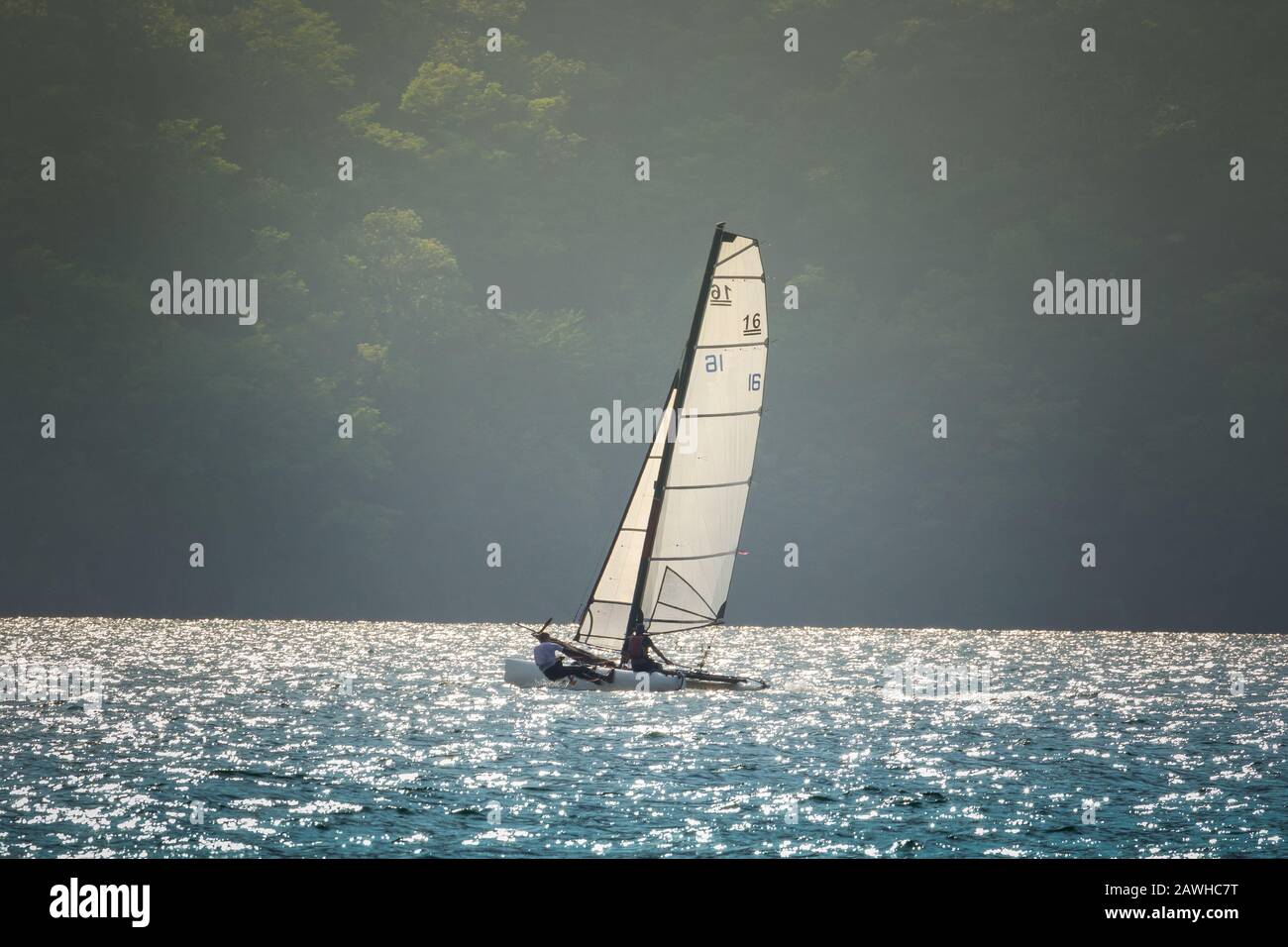 Lake como sailing yacht hi-res stock photography and images - Alamy