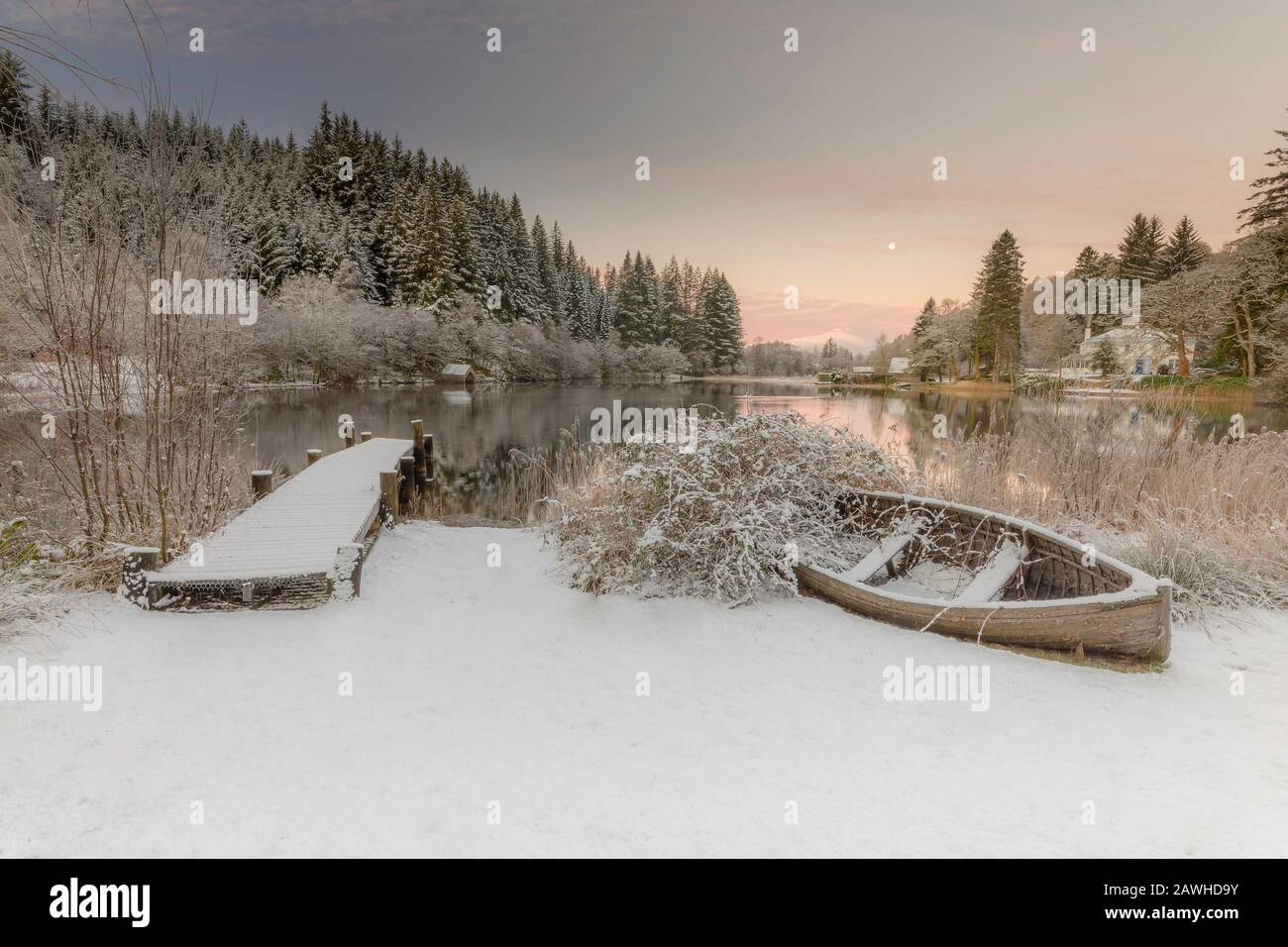 Snow boat scotland hi-res stock photography and images - Alamy