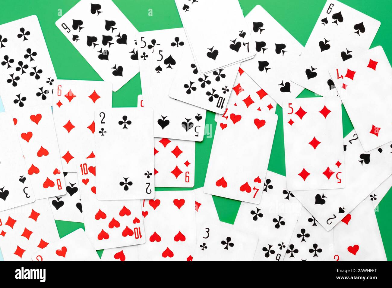 Whist card game hi-res stock photography and images - Alamy