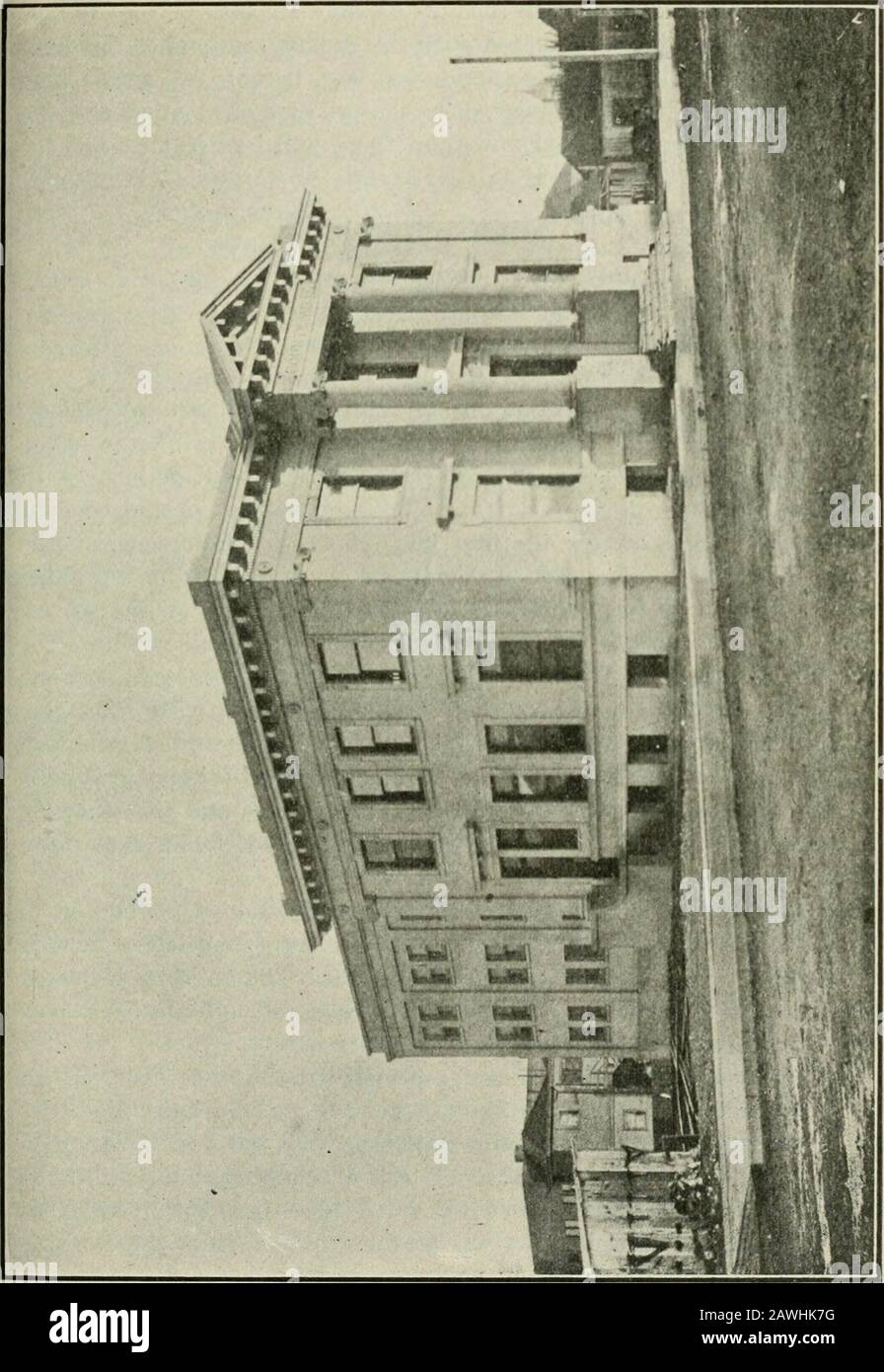 Temporary quarters hi-res stock photography and images - Alamy