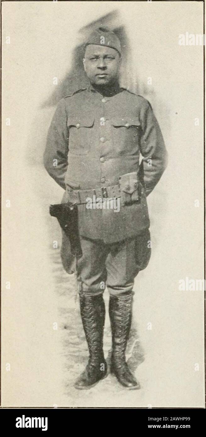 368th infantry hi-res stock photography and images - Alamy