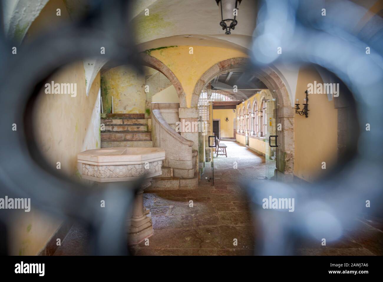 Stone lattice hi-res stock photography and images - Alamy