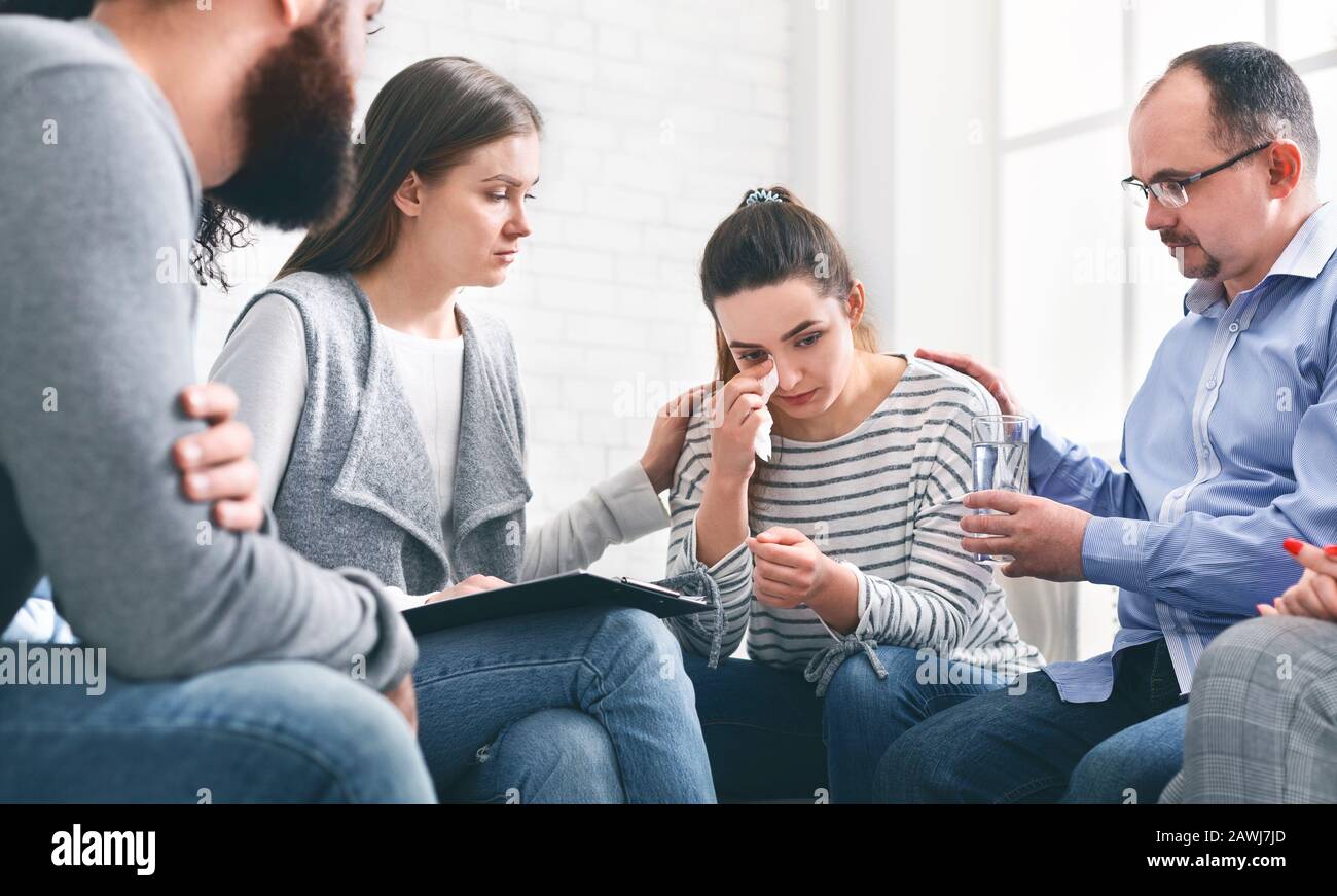 Understanding people hi-res stock photography and images - Alamy