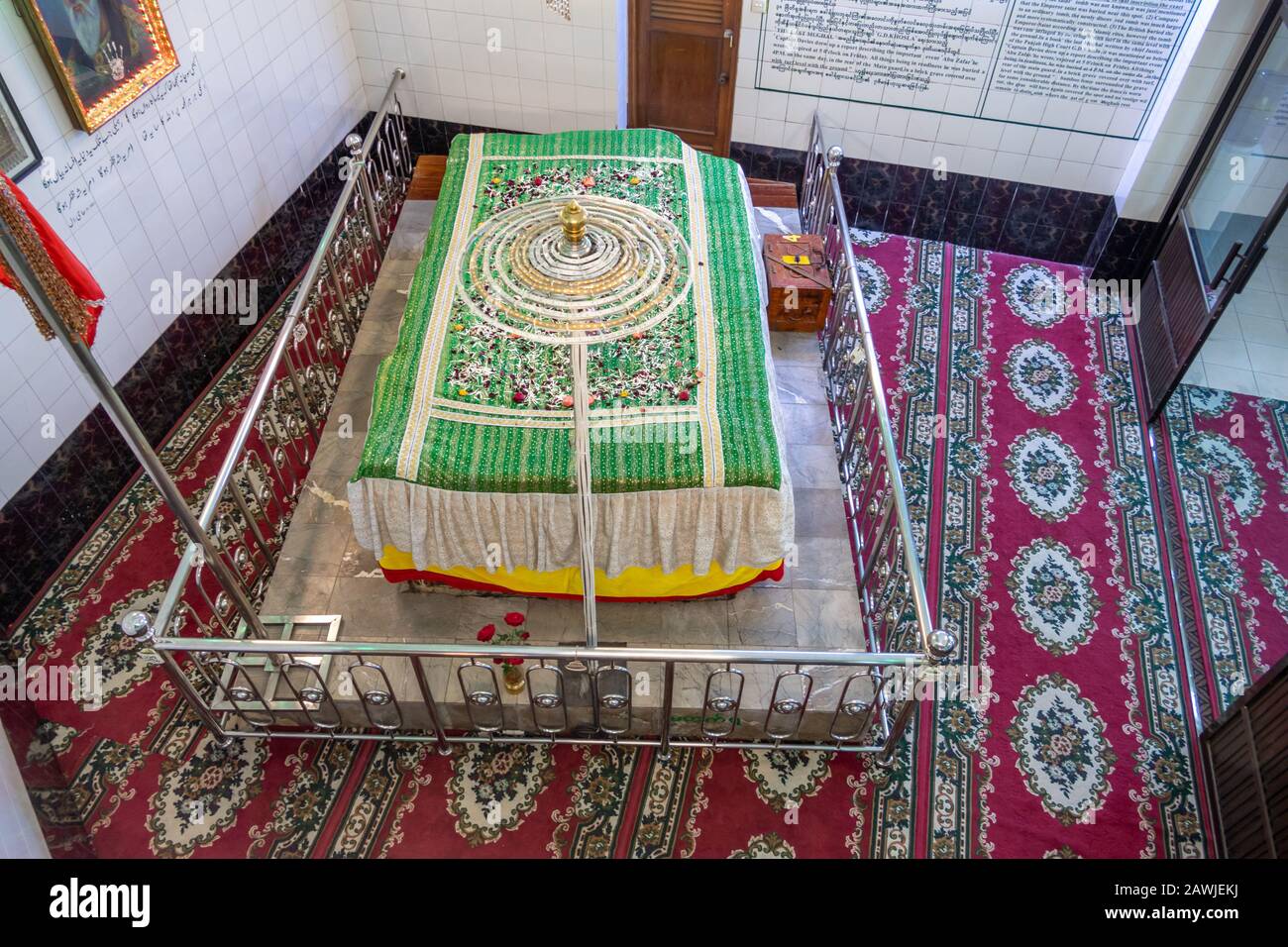 YANGON, MYANMAR - JANUARY 23, 2020: Dargah of Bahadur Shah Zafar ...