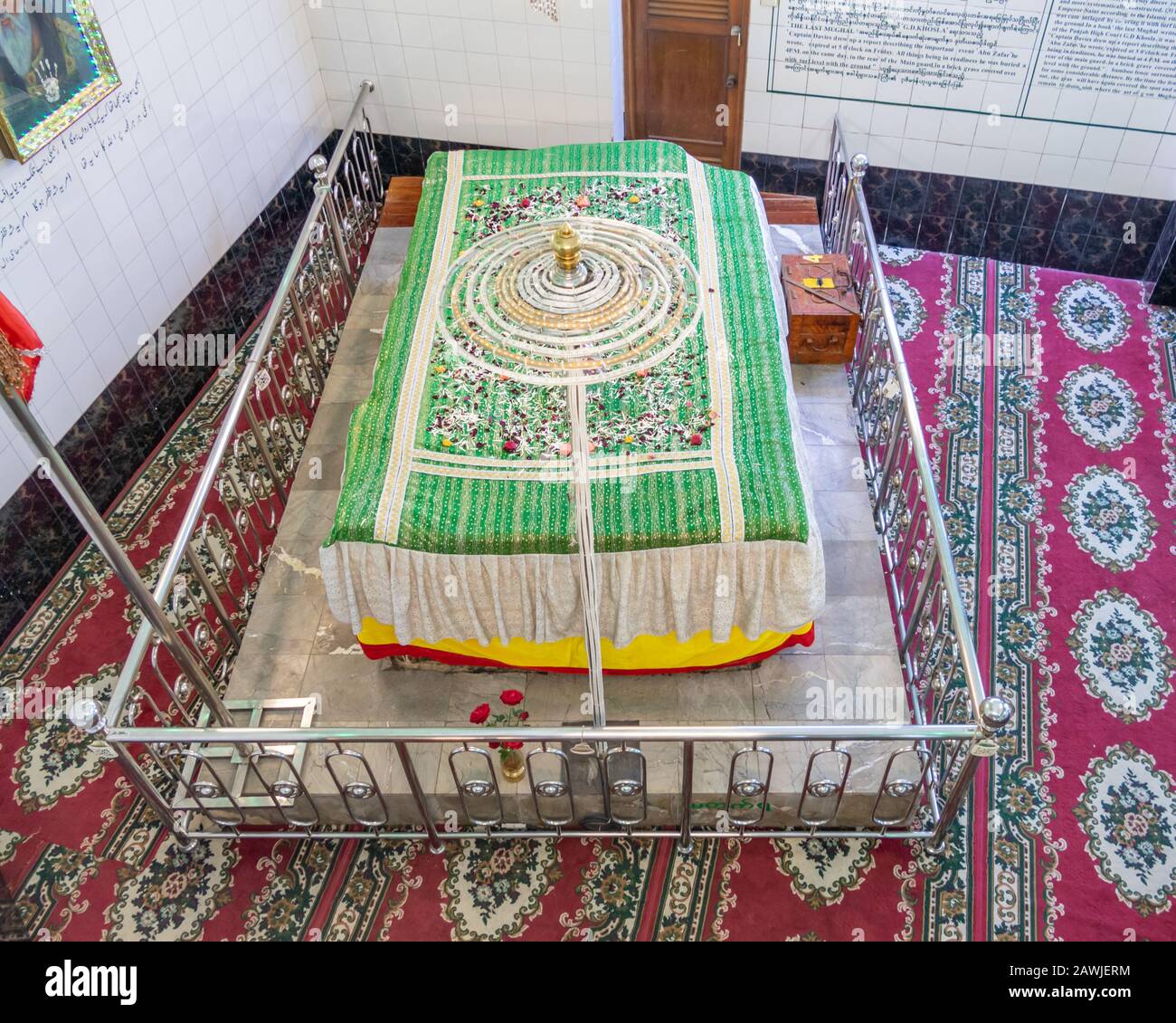 YANGON, MYANMAR - JANUARY 23, 2020: Dargah of Bahadur Shah Zafar ...