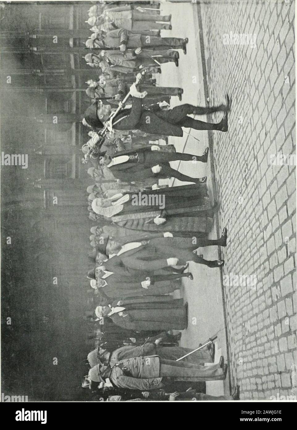 Sir Benjamin Stone's pictures; records of national life and history ...