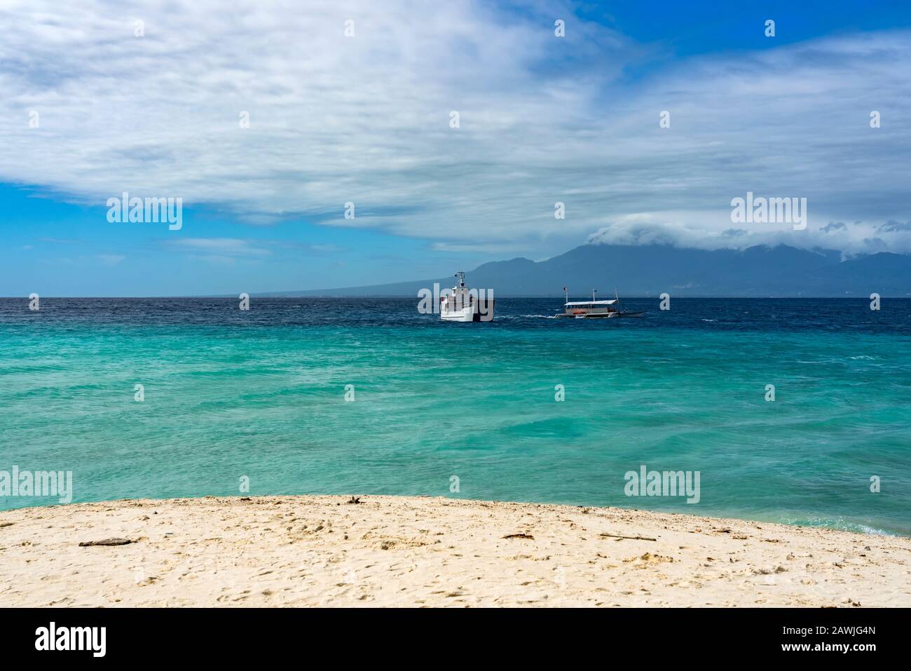 Sumilon Blue water Island in Cebu, Philippines Stock Photo - Alamy