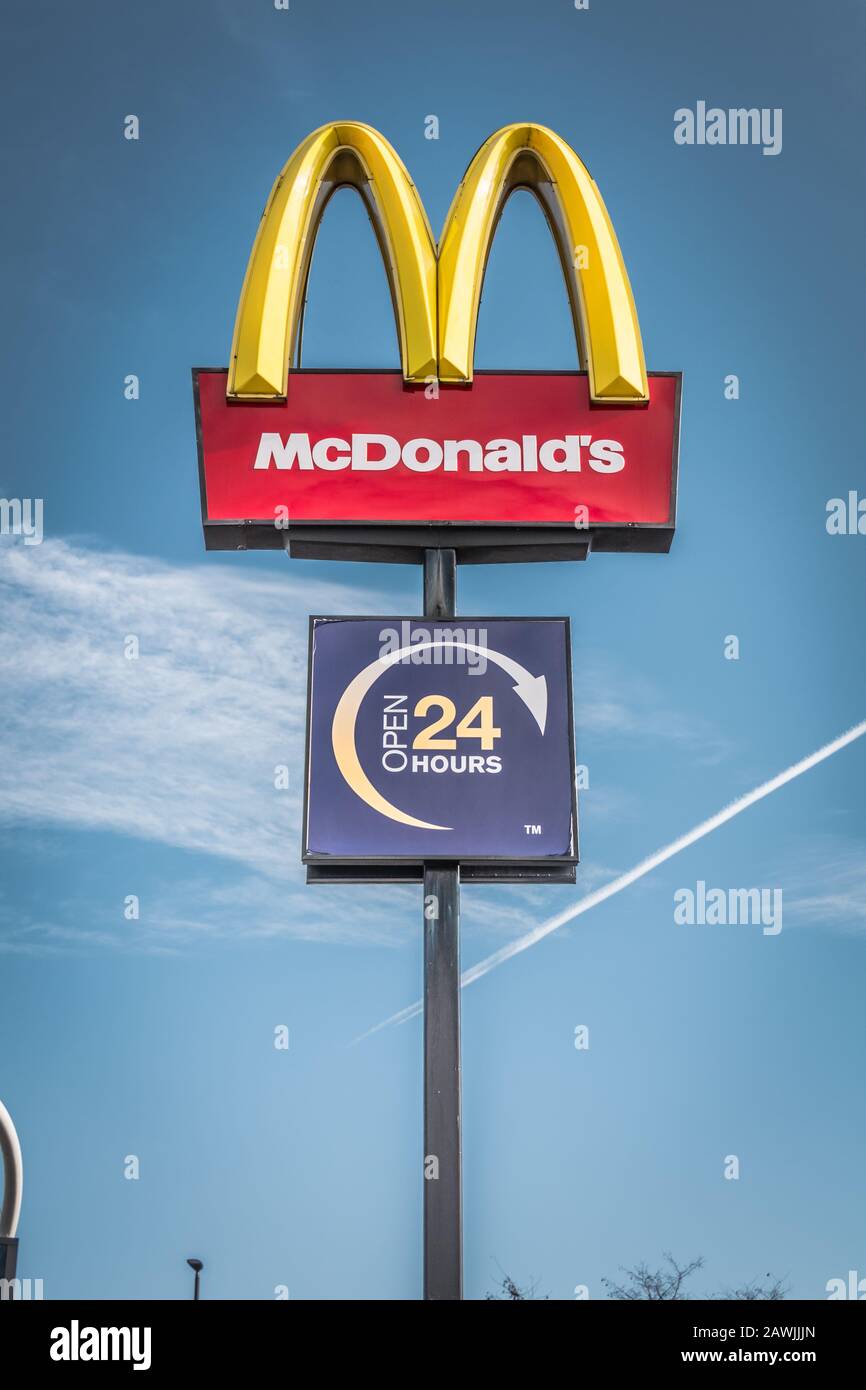 Mcdonalds environment sign hi-res stock photography and images - Alamy