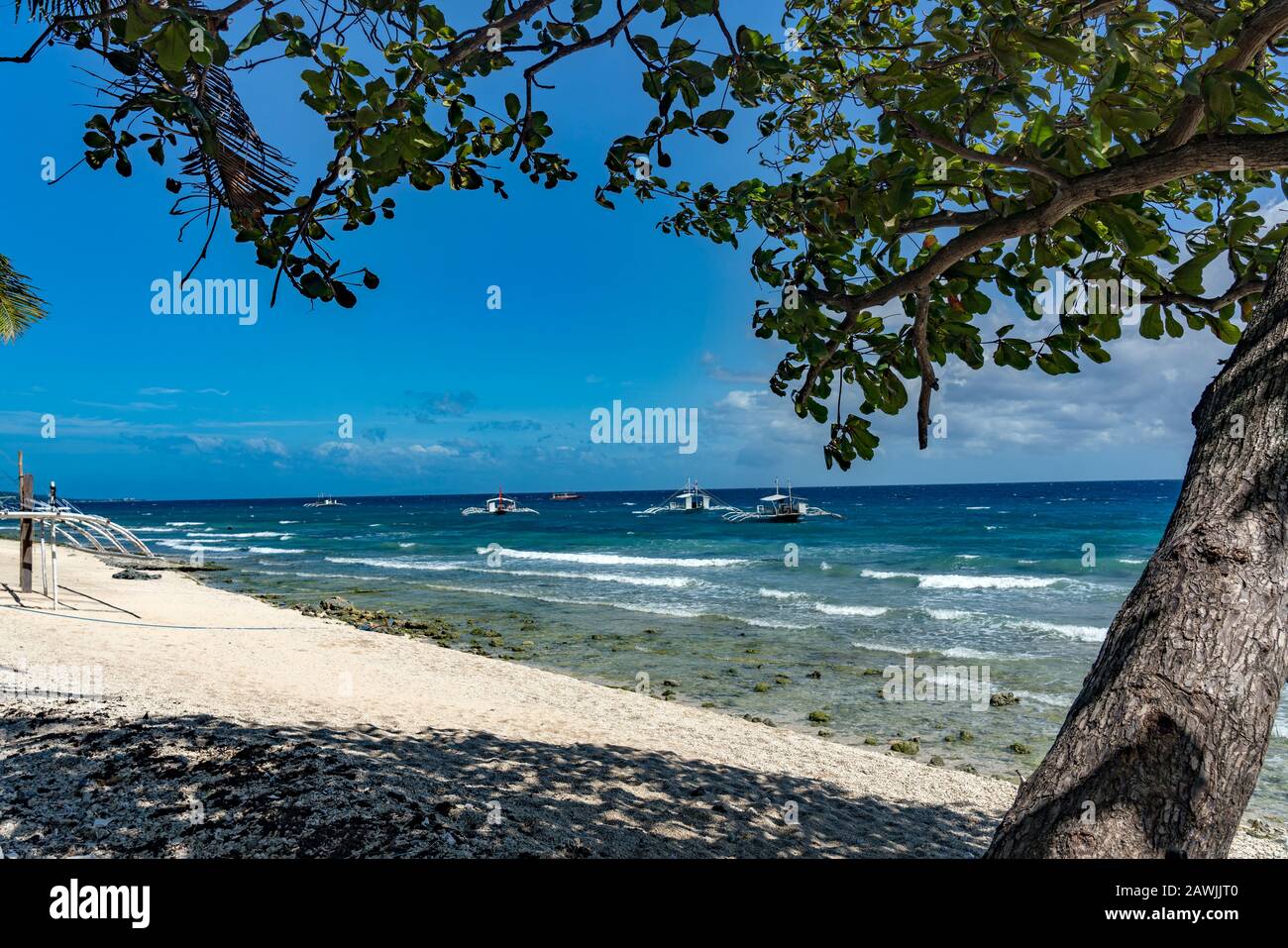 Sumilon Blue water Island in Cebu, Philippines Stock Photo - Alamy