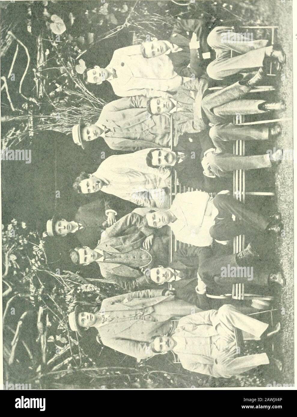 Extemporised hi-res stock photography and images - Alamy