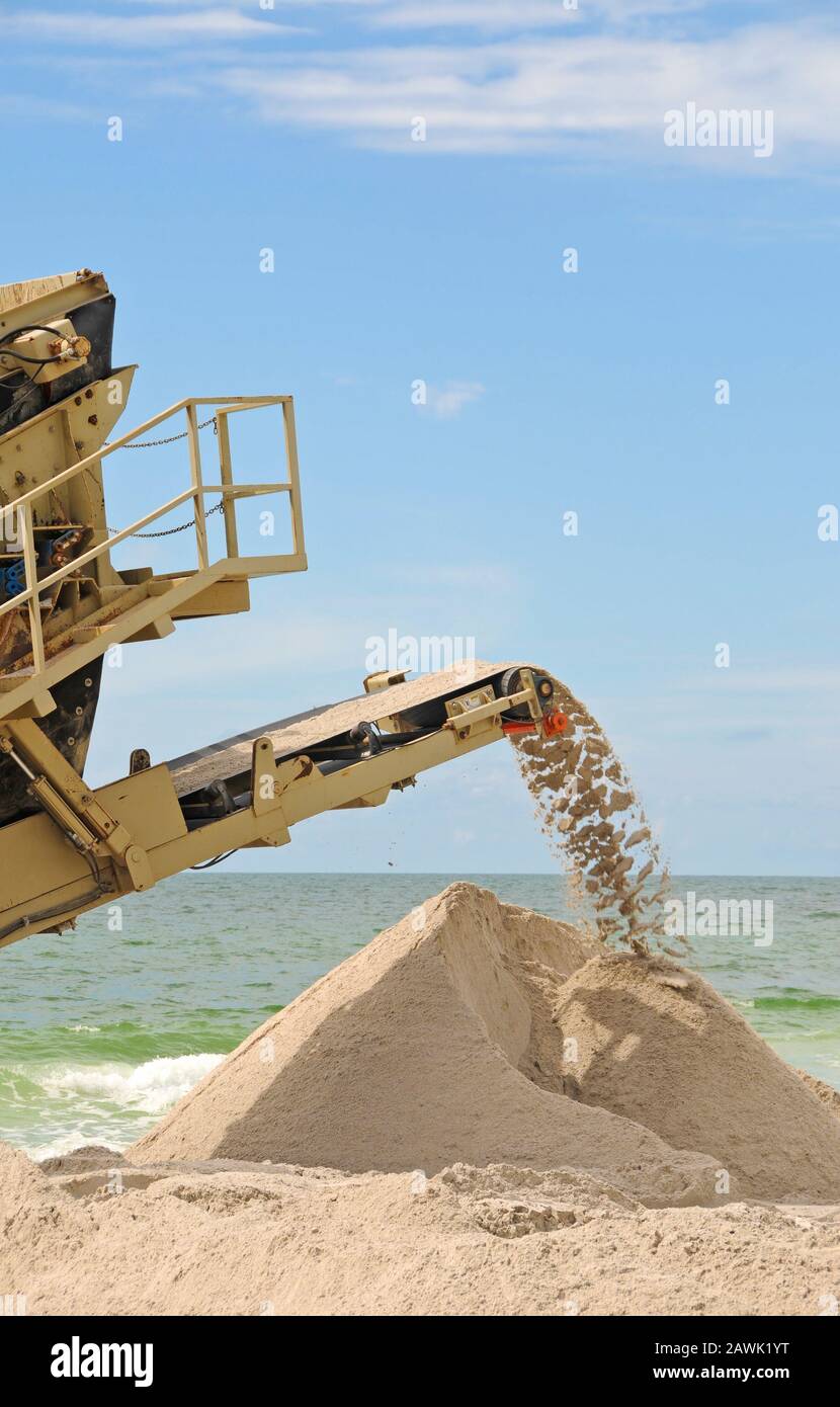 Beach renourishment hi-res stock photography and images - Alamy