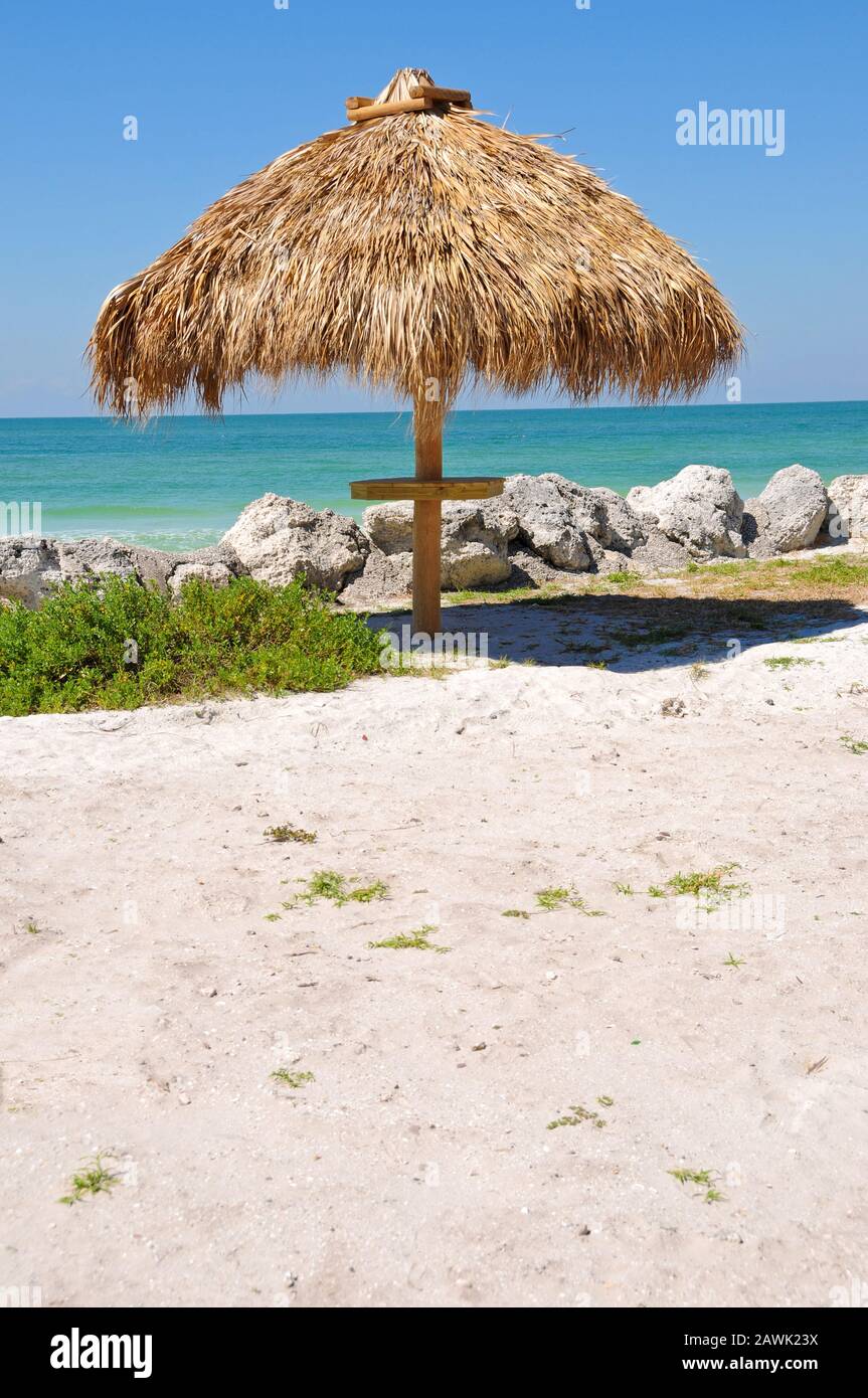 Bar Beach Hut Stock Photo - Alamy
