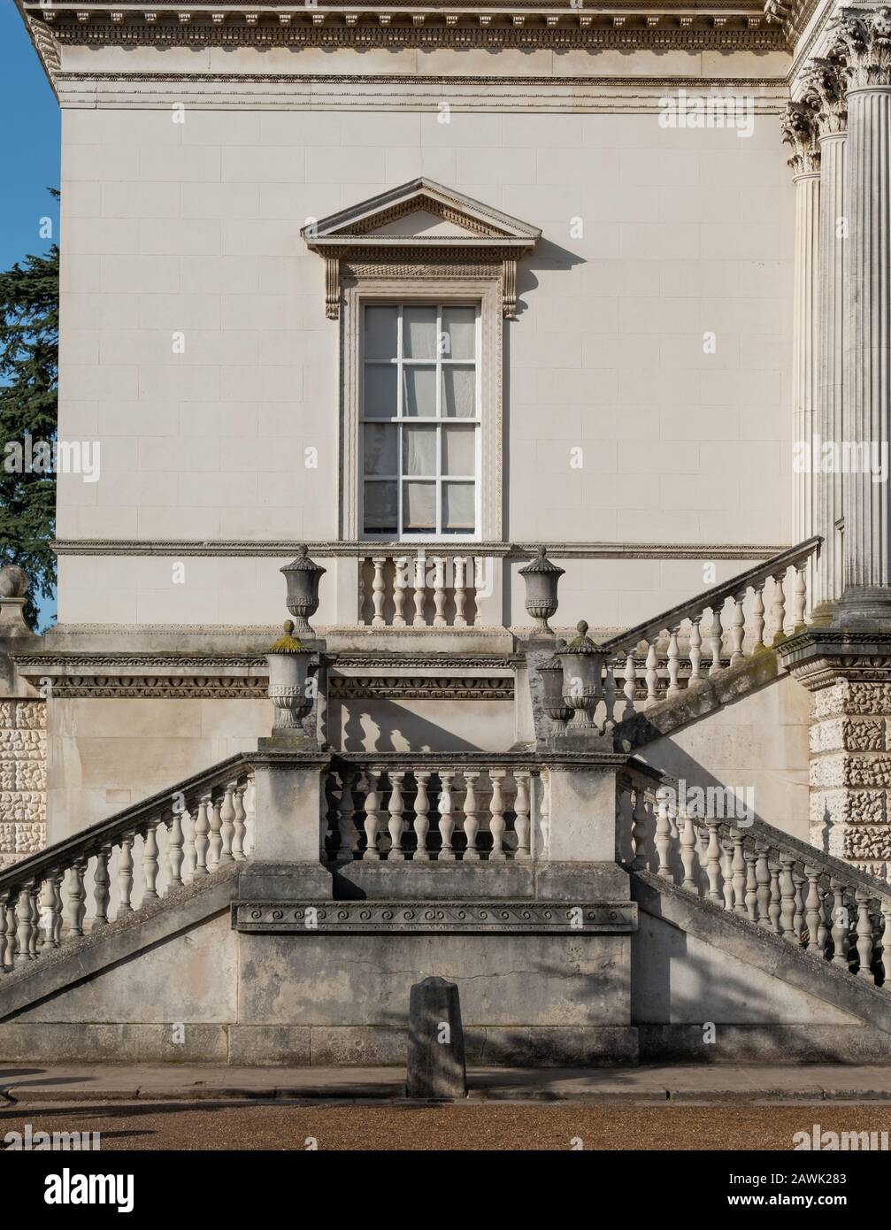 Europe palladian style columns architecture hi-res stock photography ...