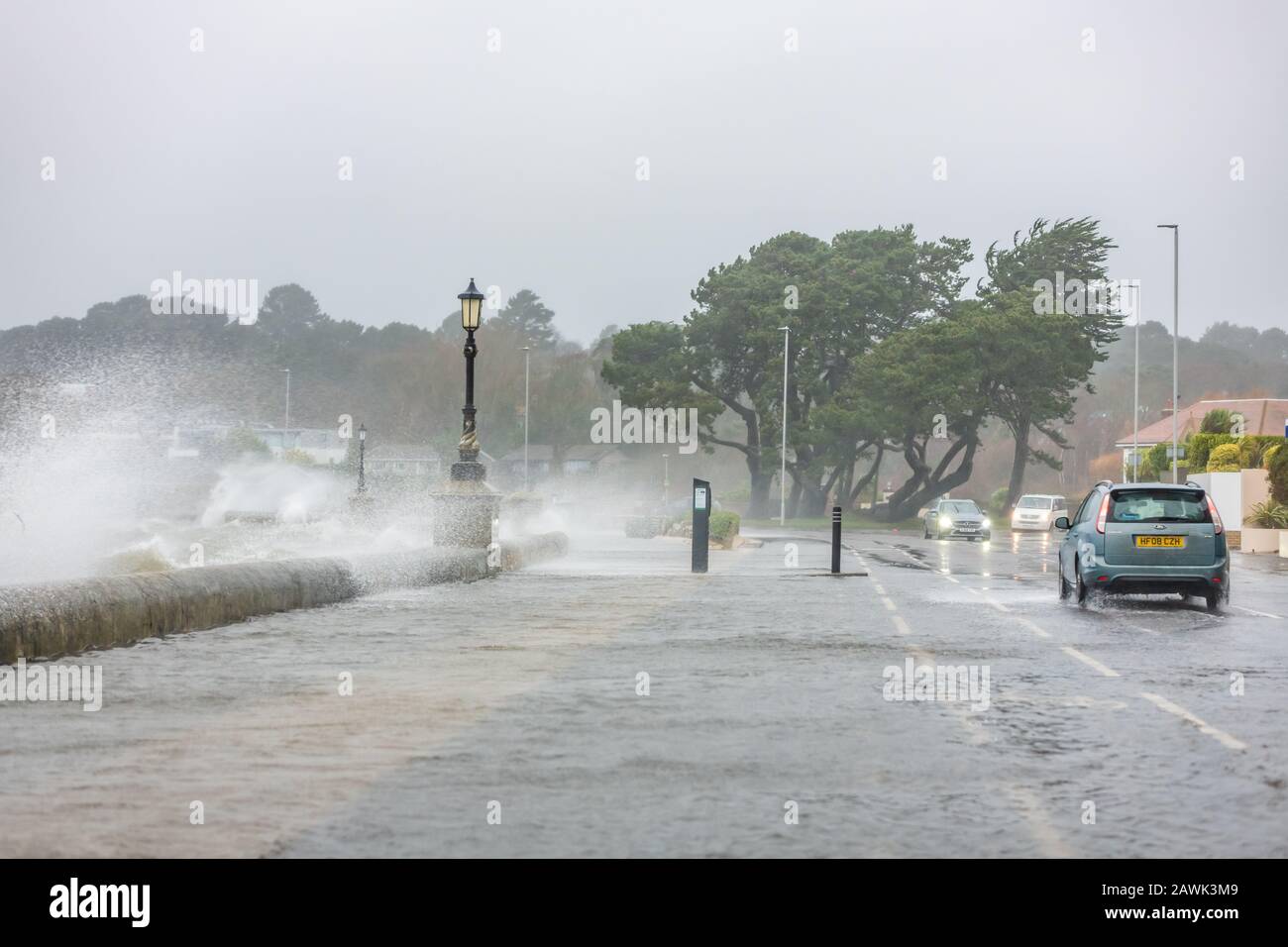 Poole, Dorset, UK. Sunday 9th February 2020. Storm Ciara smashes into ...