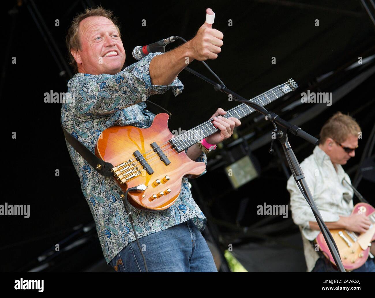 Mark king hi-res stock photography and images - Alamy