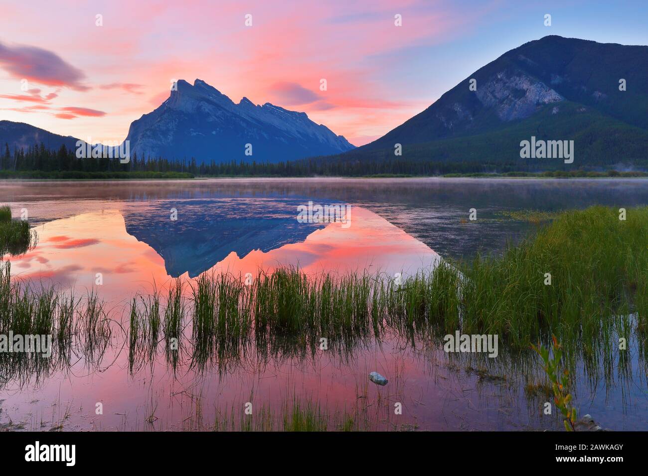 Lake Vermillion Banff Mountains