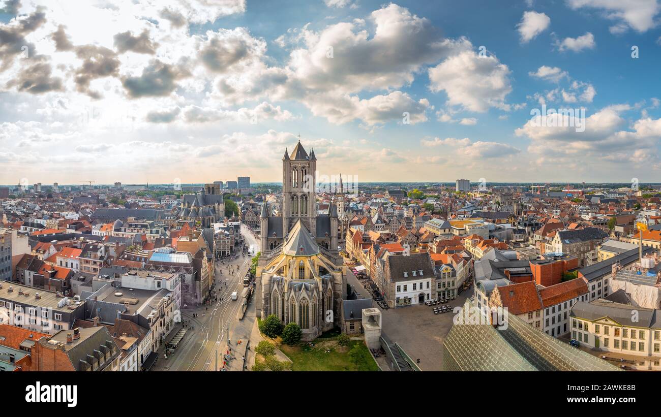Aerial town centre and monument hi-res stock photography and images - Alamy