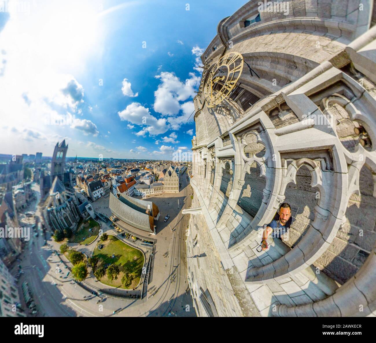 Flemish loop hi-res stock photography and images - Alamy