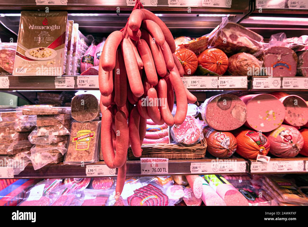 Supermarket turkey hi-res stock photography and images - Alamy