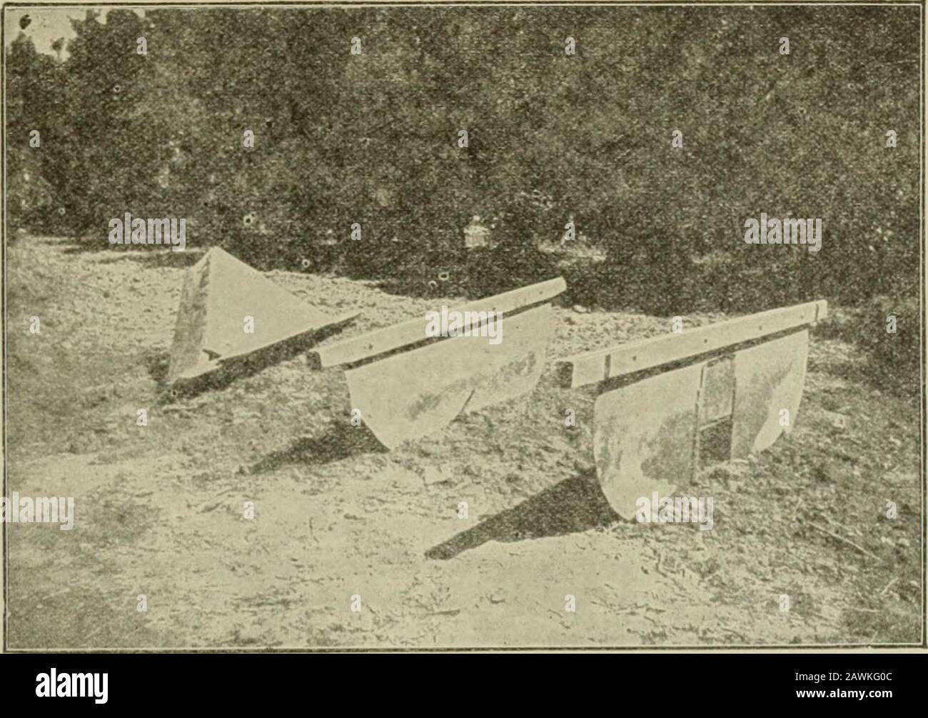 Deeper furrows hi-res stock photography and images - Alamy