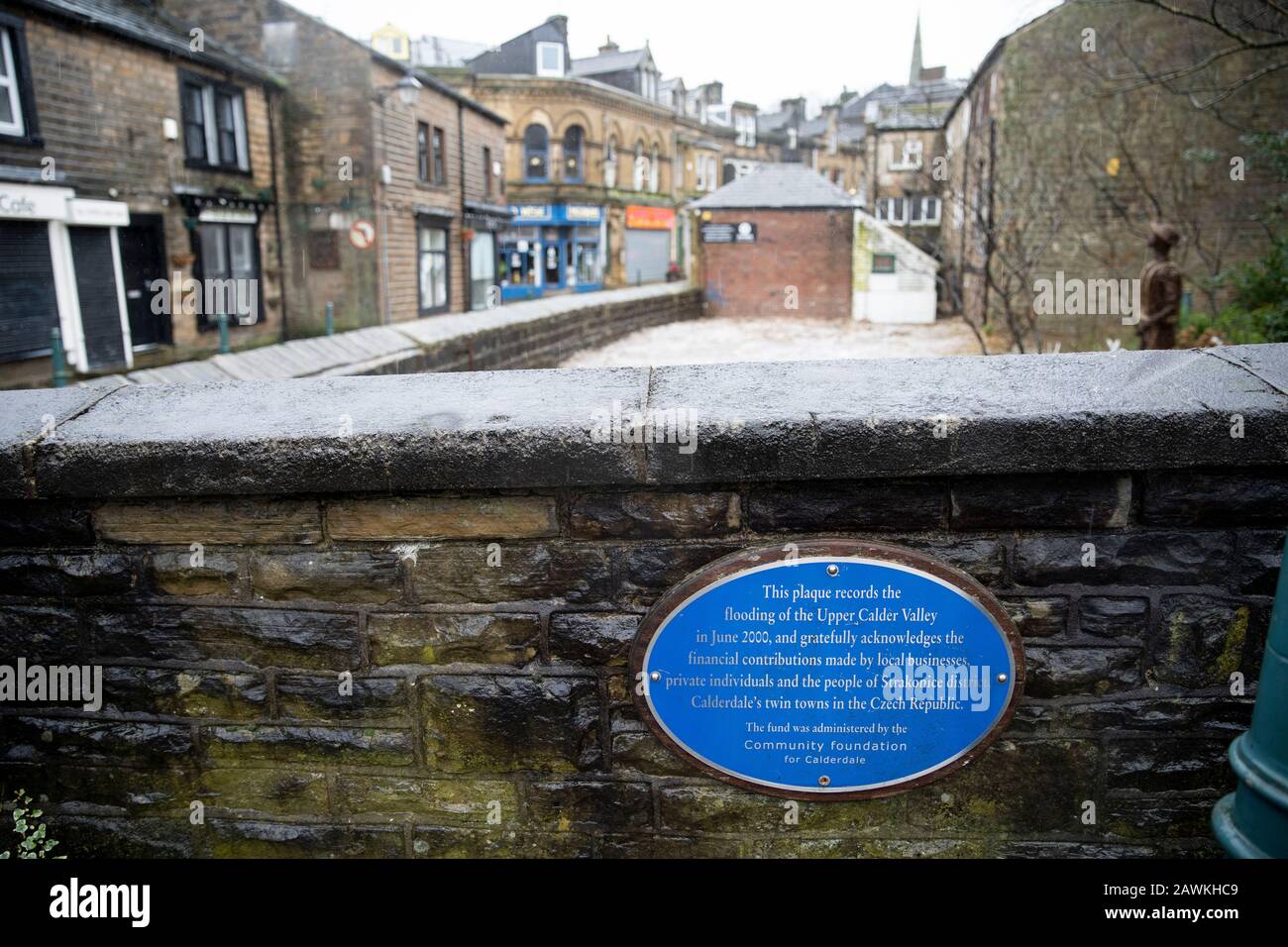 Calder valley flood 2000 hi-res stock photography and images - Alamy