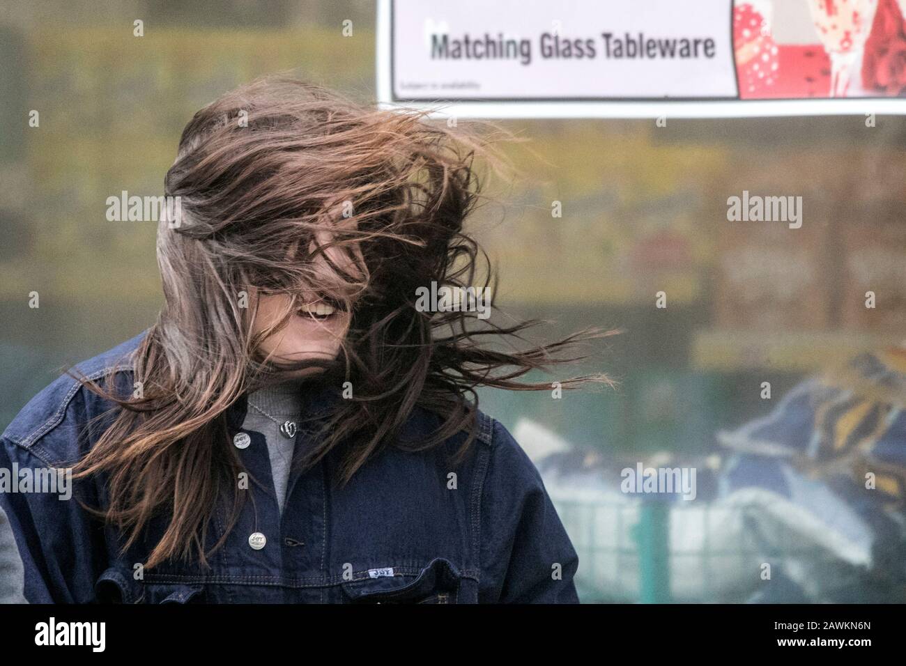 Hair unkempt hi-res stock photography and images - Alamy