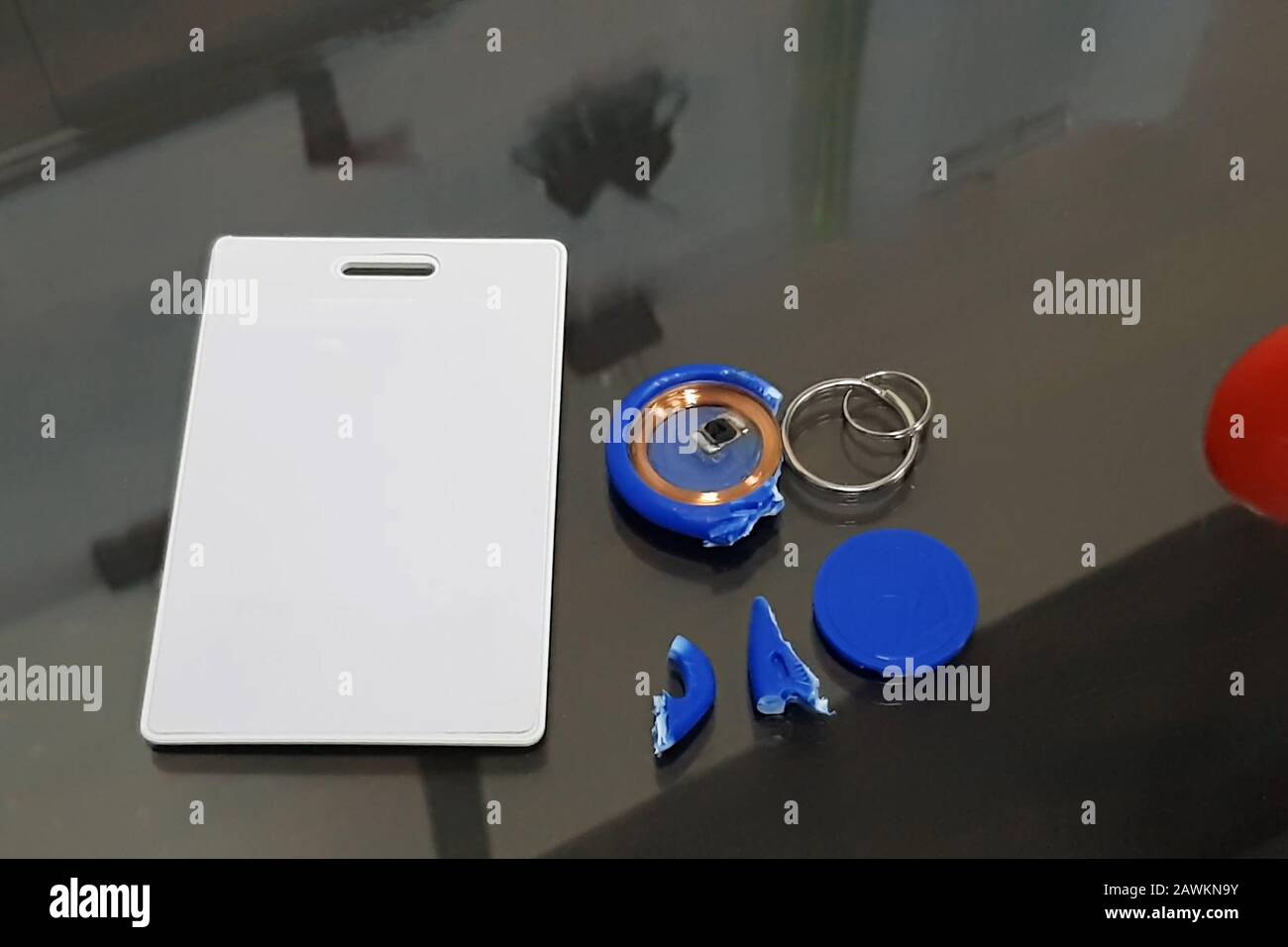 Security entry cards hi-res stock photography and images - Alamy