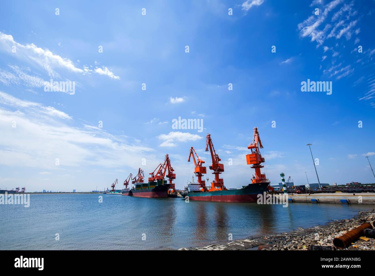 Cargo berth hi-res stock photography and images - Alamy
