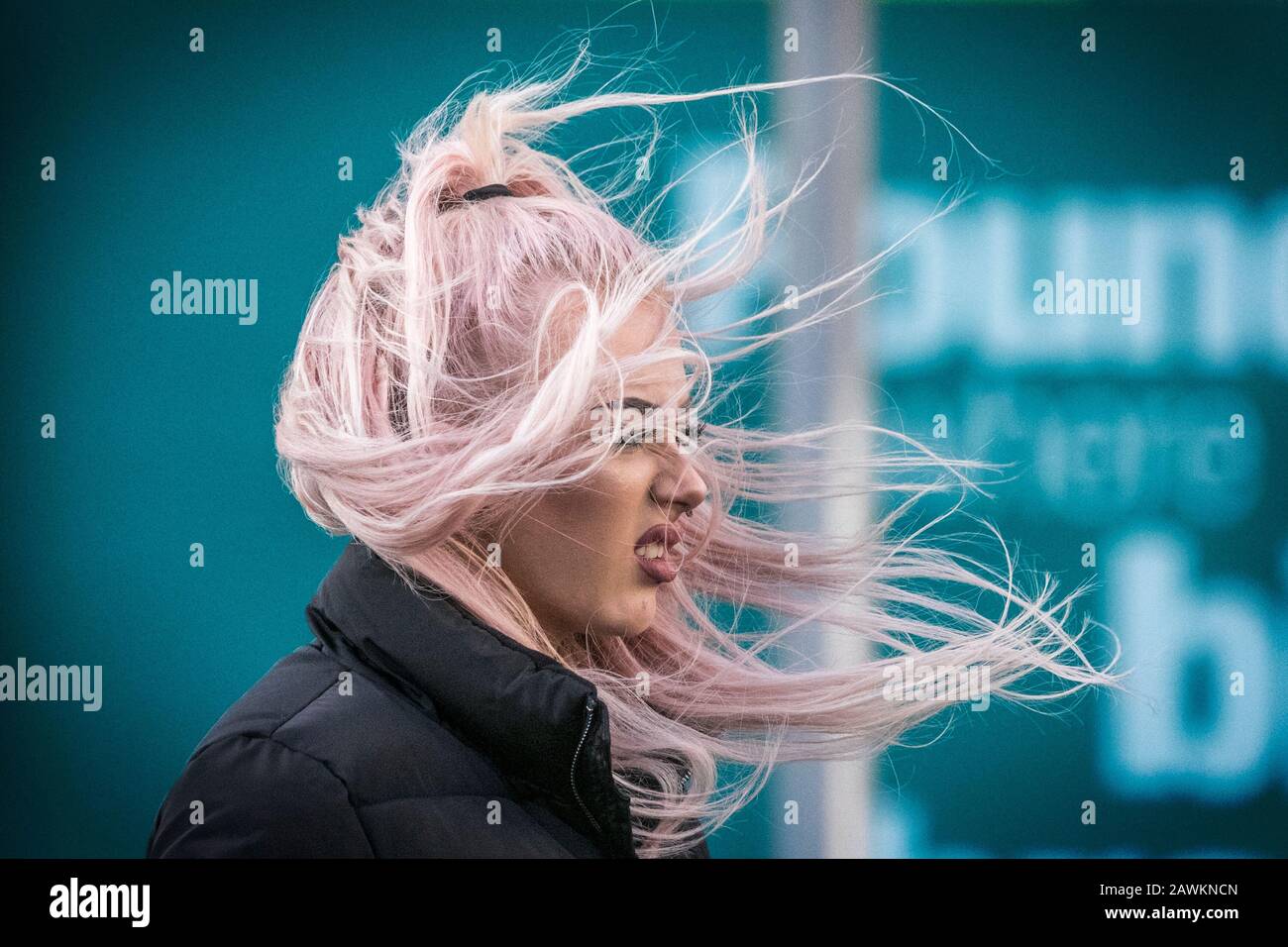 Tresses swept by the wind hi-res stock photography and images - Alamy
