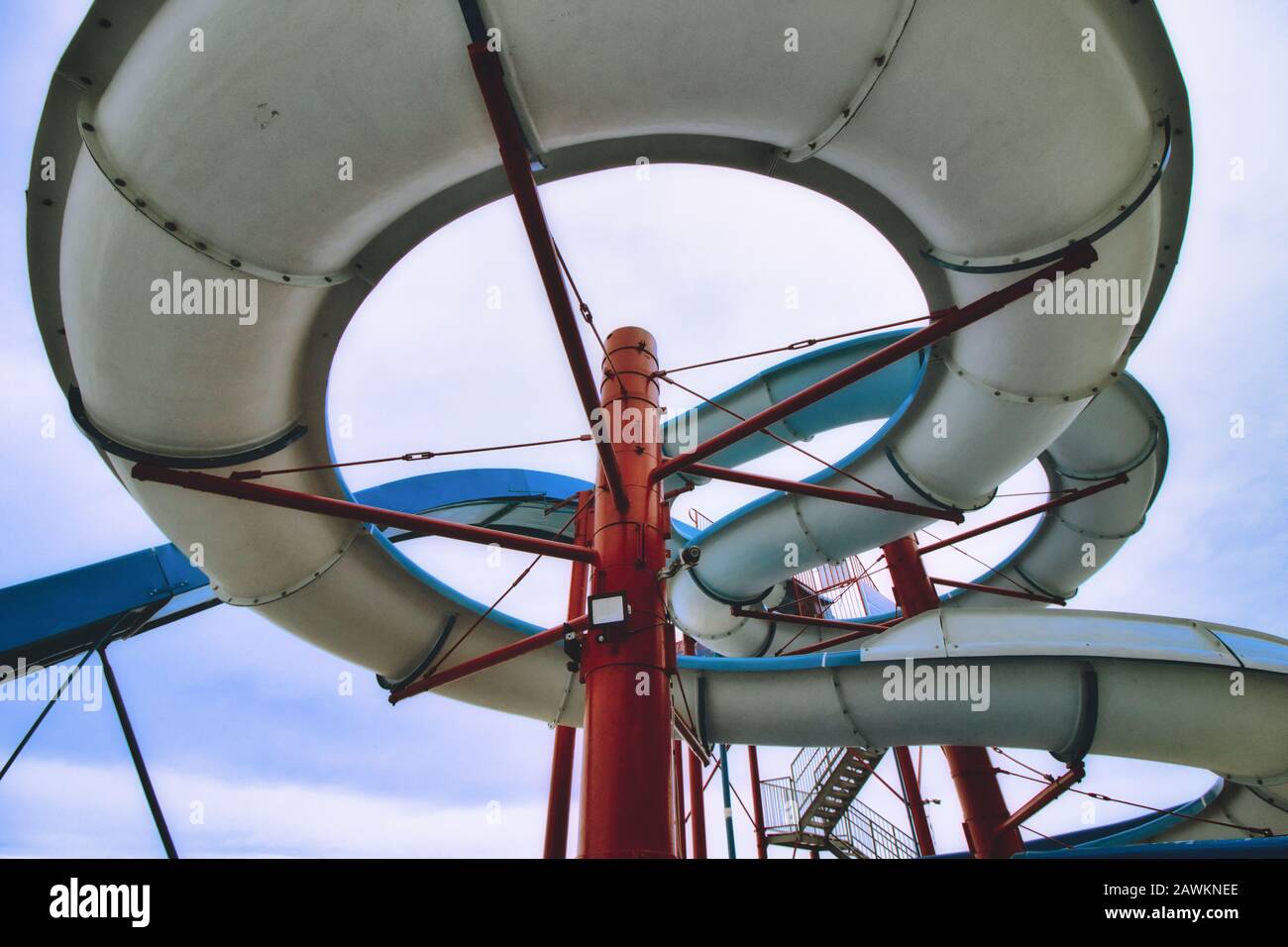 Kids at a waterpark hi-res stock photography and images - Alamy