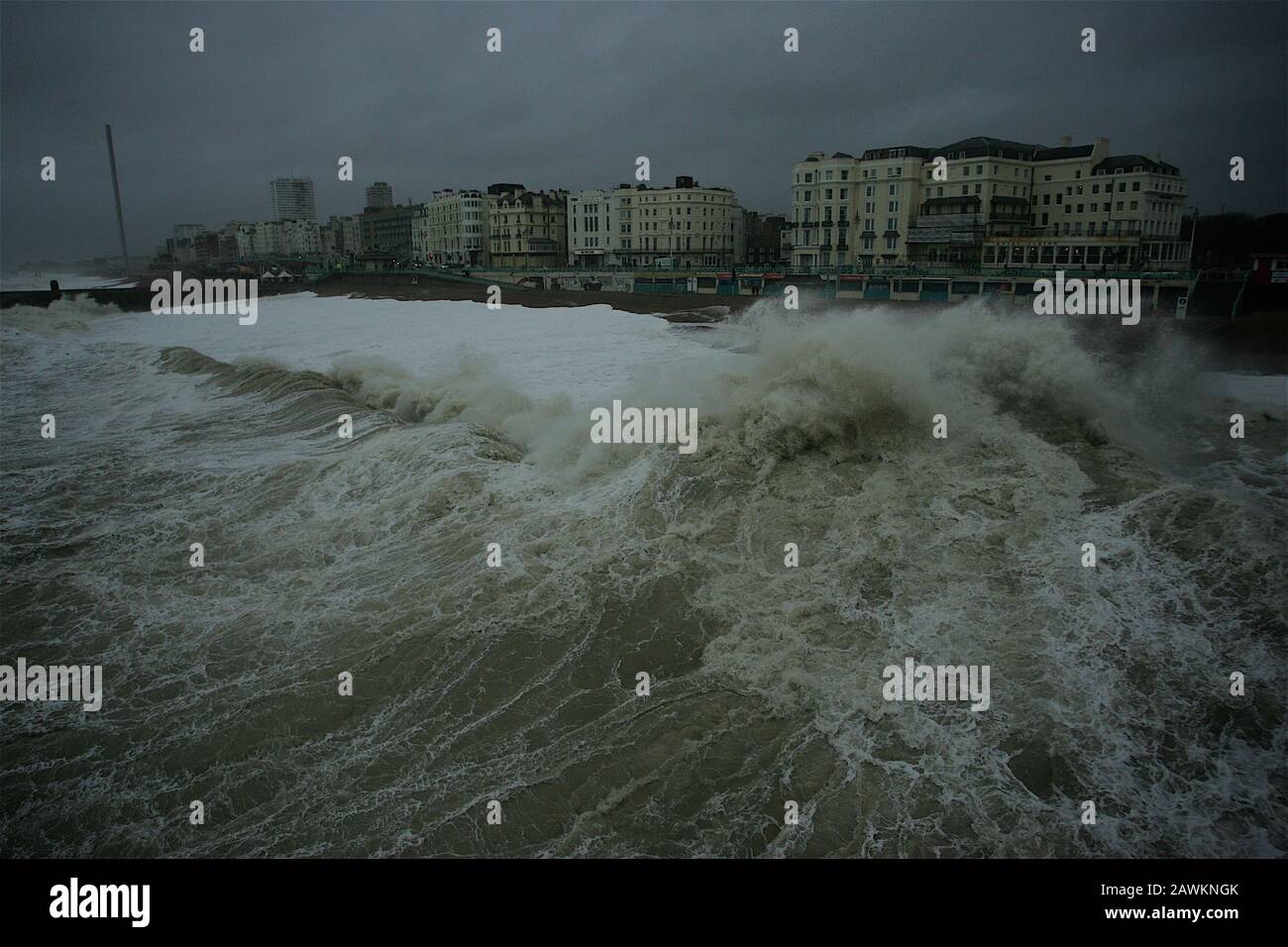 Brighton weather 2020 hi-res stock photography and images - Alamy