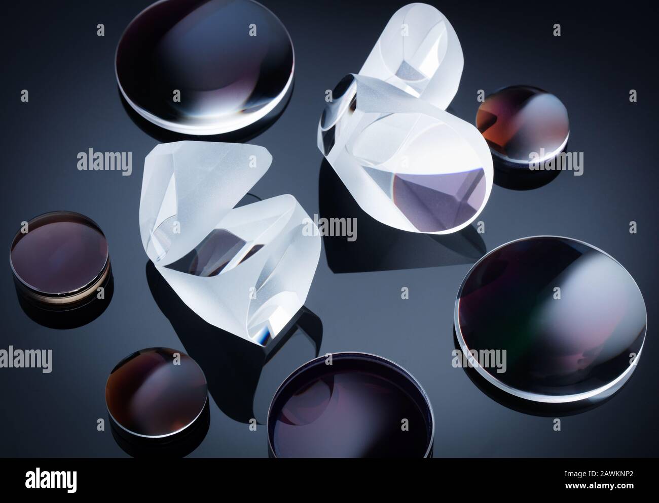 Porro prism hi-res stock photography and images - Alamy