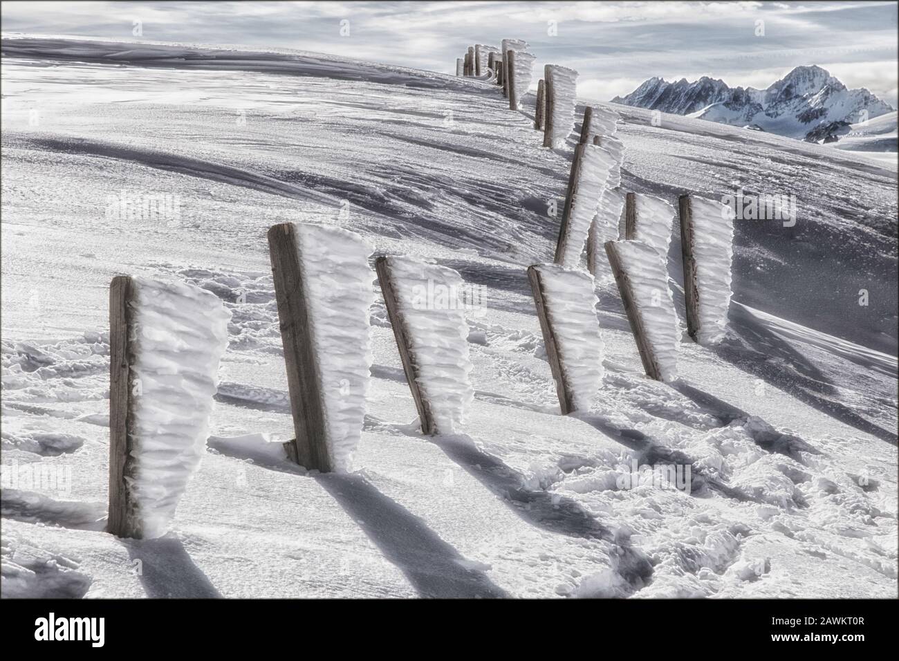 Cold ice snow hi-res stock photography and images - Alamy