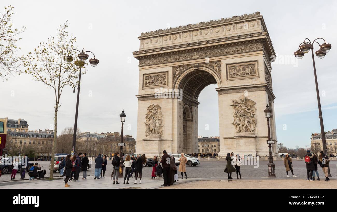Side view arch hi-res stock photography and images - Alamy