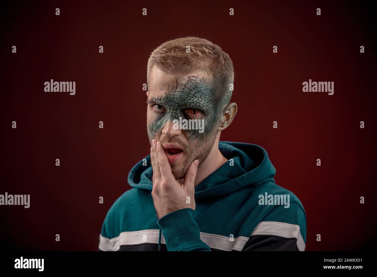 Reptile characteristics hi-res stock photography and images - Alamy