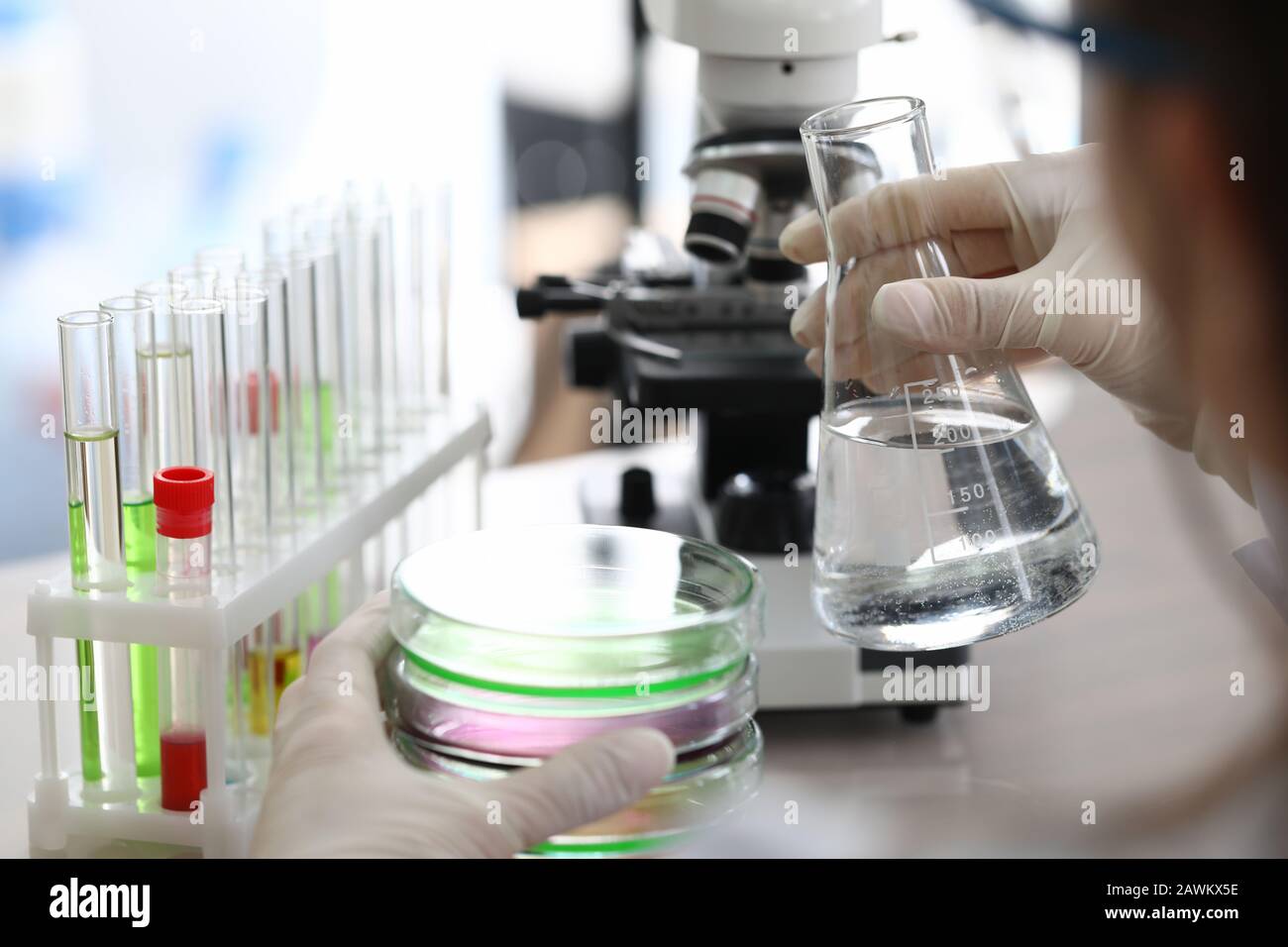 Water sample microscope hi-res stock photography and images - Alamy