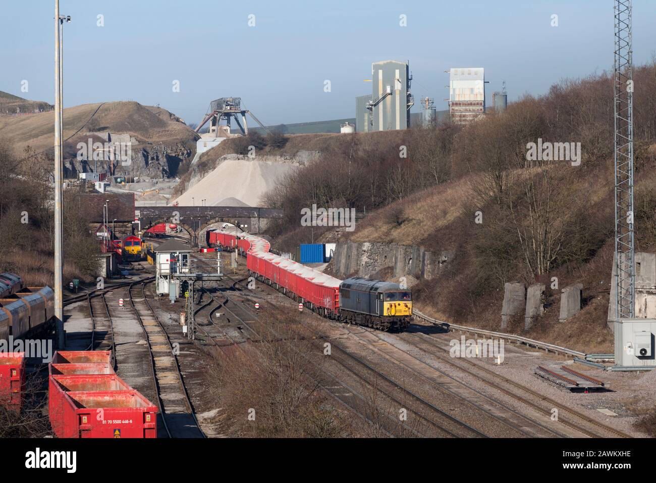 Peak Forest (Buxton) GB Railfreight / Victa railfreight class 56 56312 ...