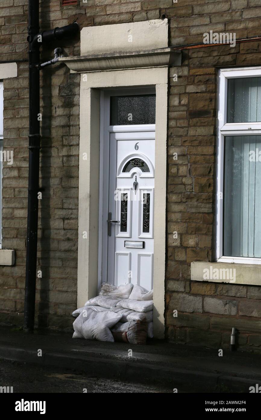 Littleborough greater manchester hi-res stock photography and images ...